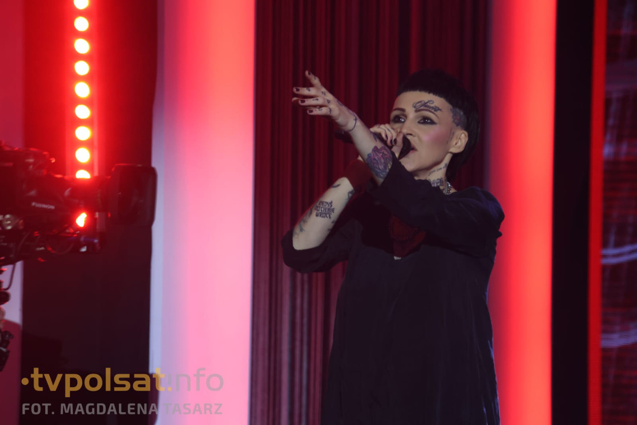 Oskar Cyms - Niech mówią "Przebojem lata Radia ZET i Polsatu 2023" - tvpolsat.info